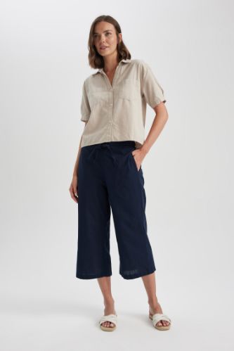 Navy Woman Linen Look Wide Leg Capri 2858401 | DeFacto