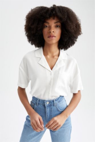 White WOMAN Relax Fit Pajama Collar Short Sleeve Shirt 2354566 | DeFacto