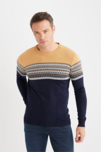 Navy MAN Regular Fit Crew Neck Knitwear Pullover 2682870 | DeFacto
