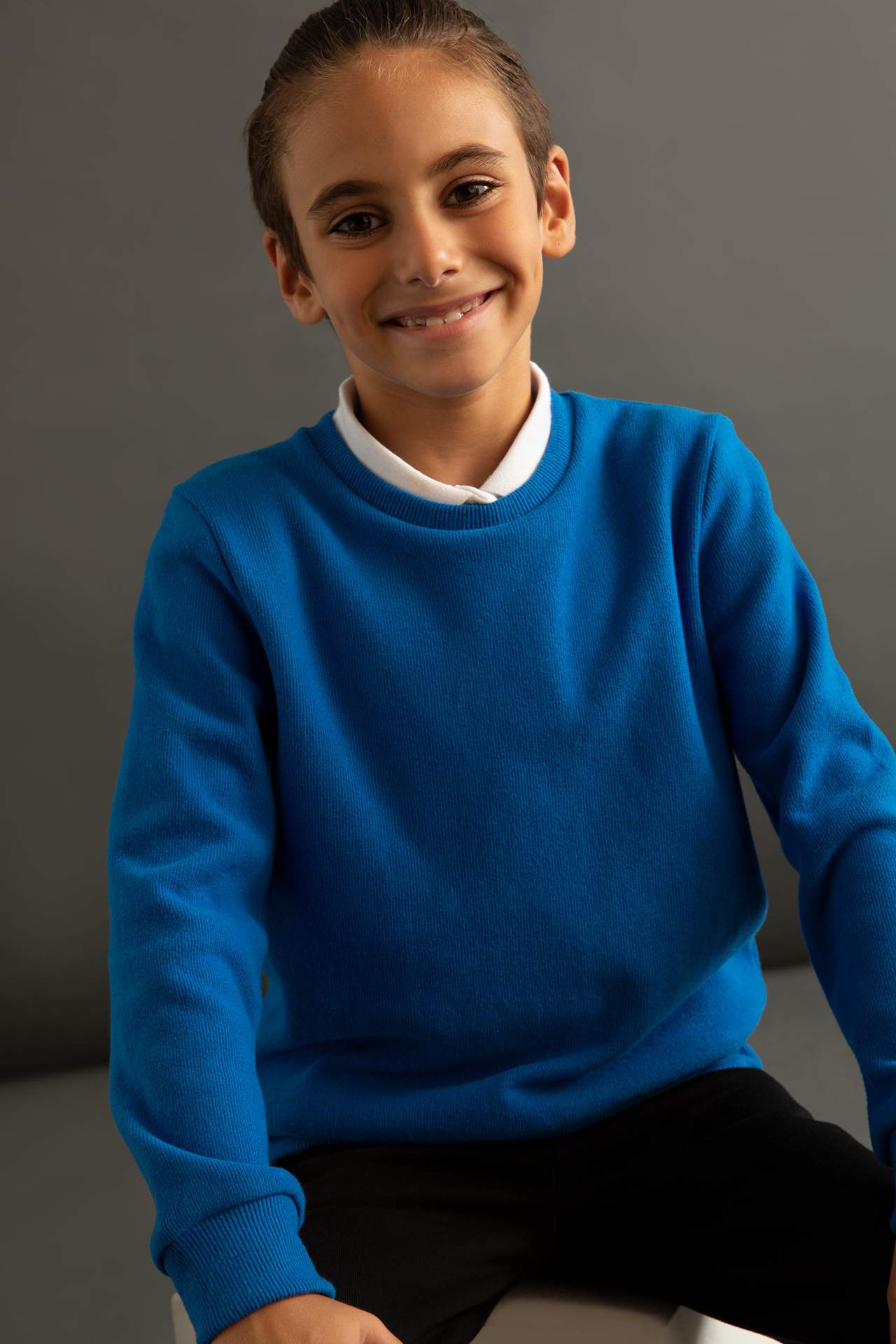 Green Boys Teens Boy Crew Neck Sweatshirt 1436247 DeFacto green-boys-teens-boy-crew-neck-sweatshirt-1436247-defacto