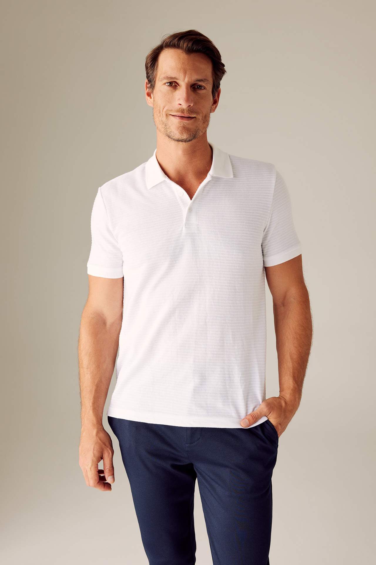 Siyah Erkek Regular Fit Polo Yaka Kısa Kollu Tişört 2530608 | DeFacto