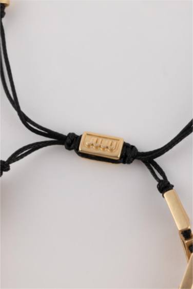 Kadın Takı Modelleri - Küpe, Bileklik, Kolye, Halhal, Yüzük | DeFacto