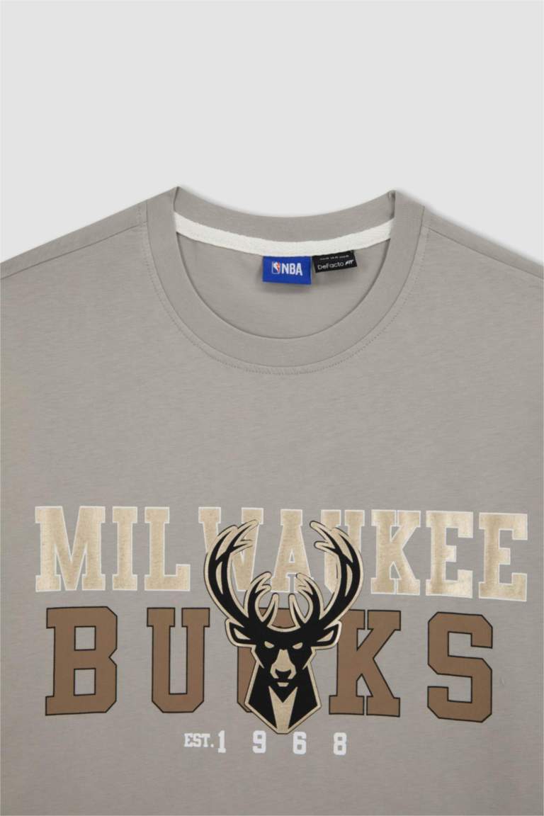 Grey MAN Defacto Fit NBA Milwaukee Bucks Licensed Standard Fit Crew ...