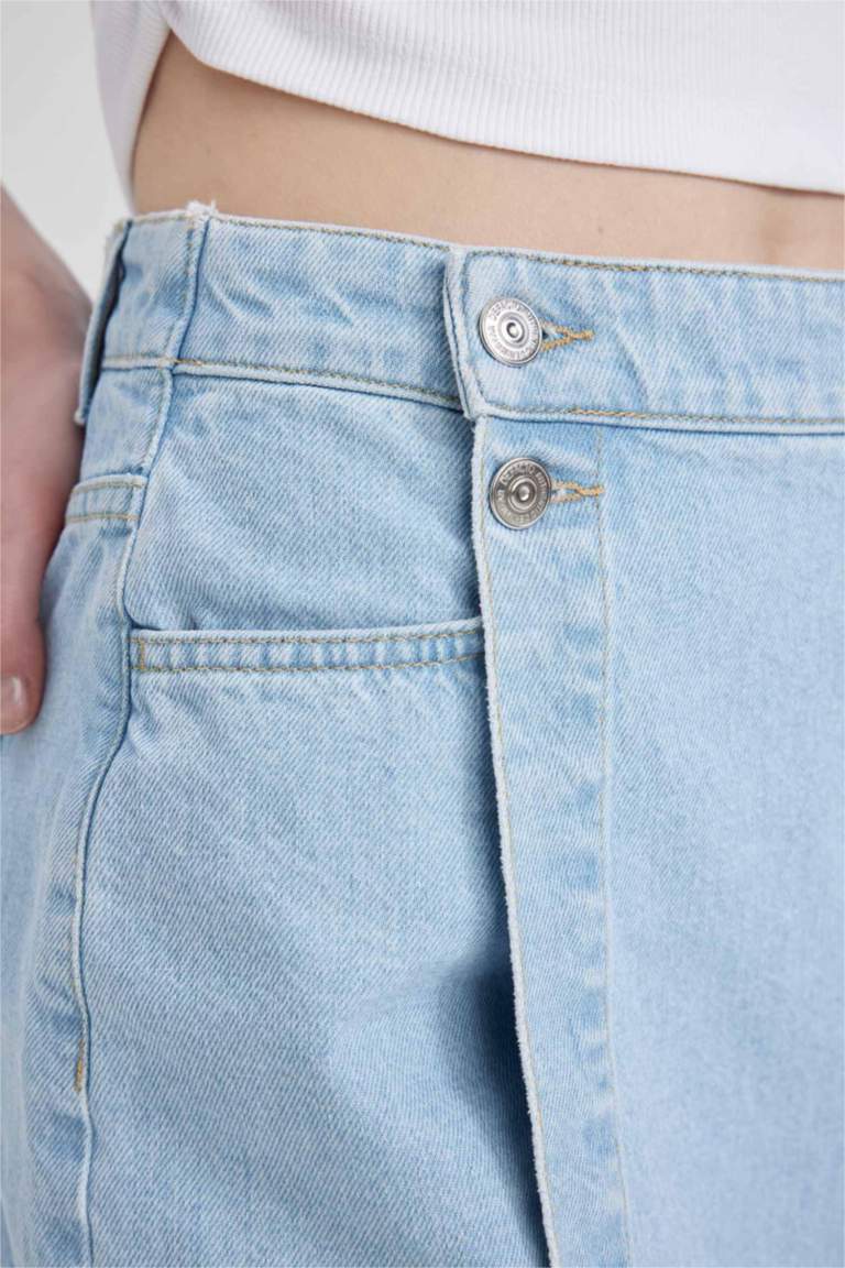 Blue WOMAN Denim Normal Waist Shorts 2807456 | DeFacto