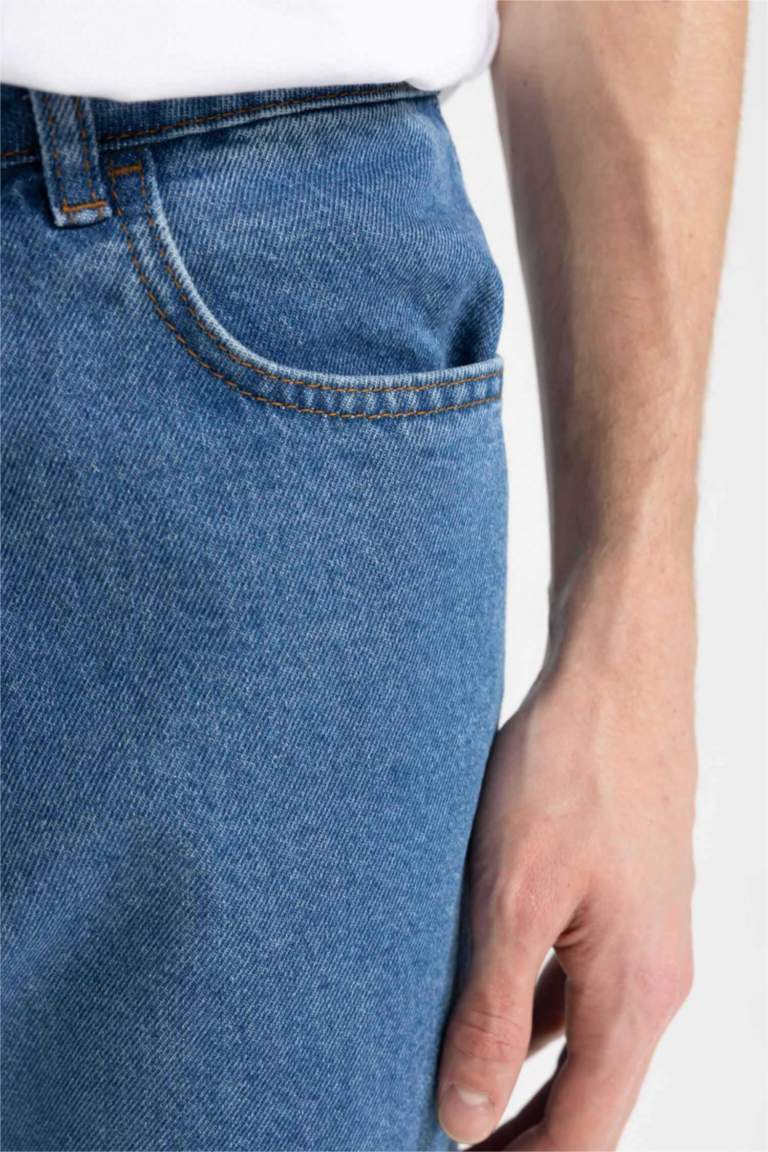 Blue MAN Regular Comfort Fit Normal Mold Normal Waist Tapered Leg Jeans ...