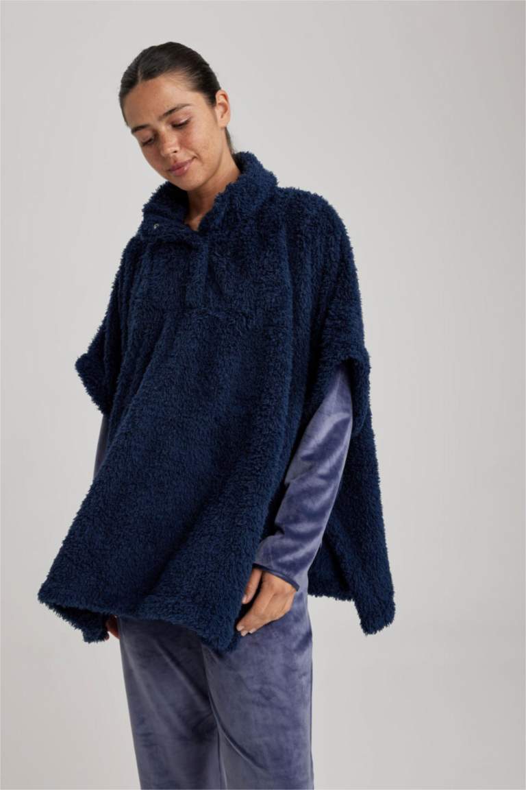 Navy WOMAN Fall in Love Oversize High Collar Fringed Robe 2831047 | DeFacto