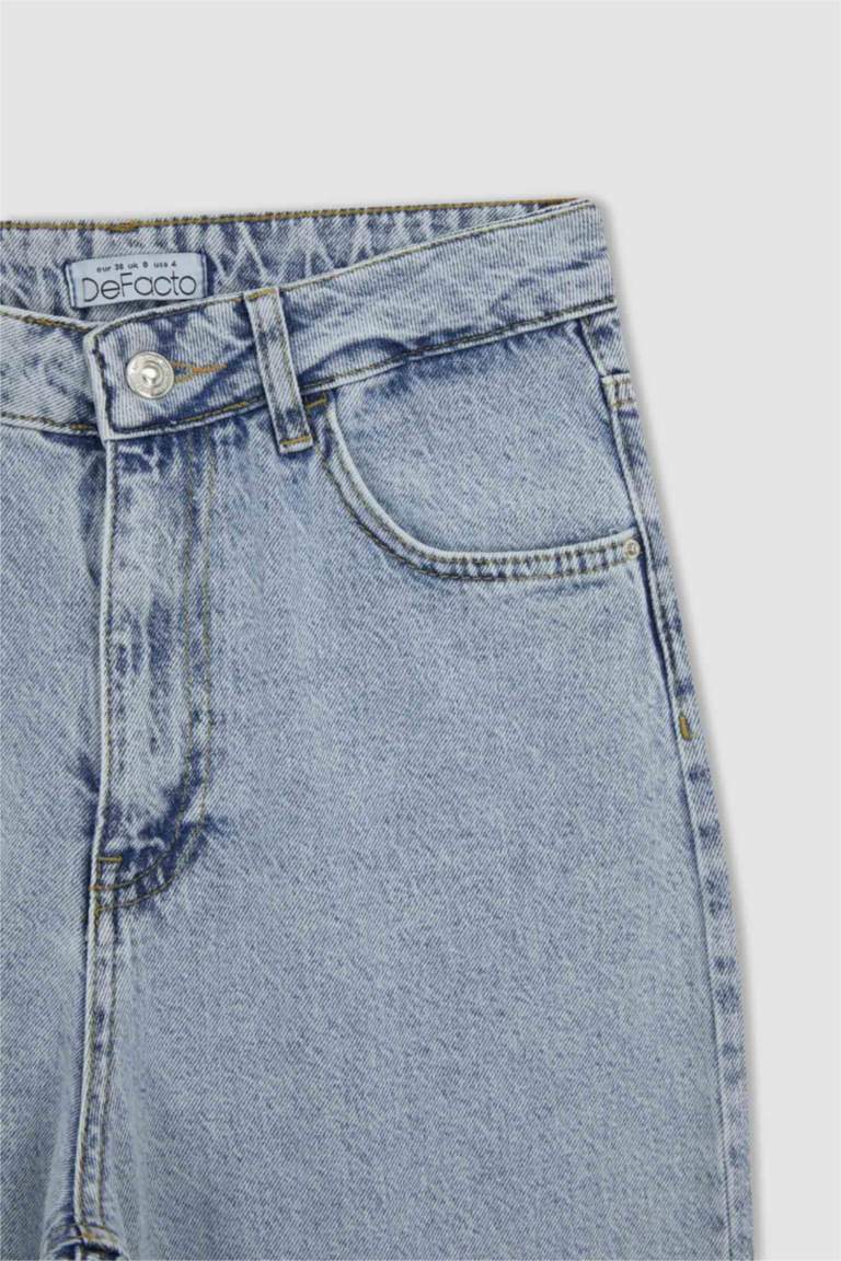 Blue WOMAN Culotte Cropped Jeans Crop Fit Trousers 2820602 | DeFacto