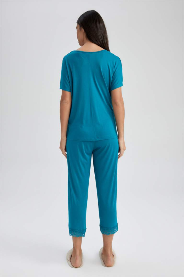 Green WOMAN 2 piece Regular Fit Set 2834281 | DeFacto