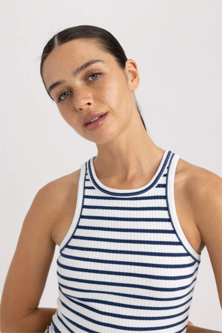 Navy Woman Slim Fit Crew Neck Ribbed Camisole Singlet 2816809 | DeFacto