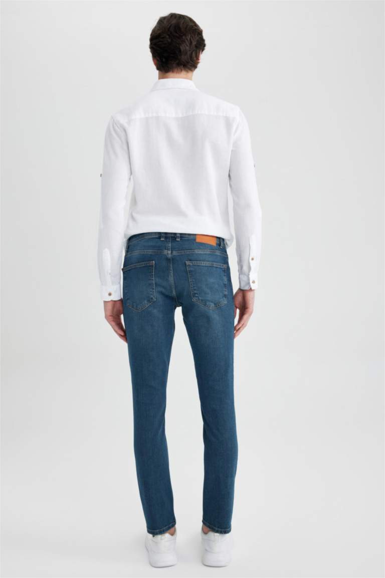 Green MAN Pedro Slim Fit Slim Fit Normal Waist Narrow Leg Jeans 2820595 ...