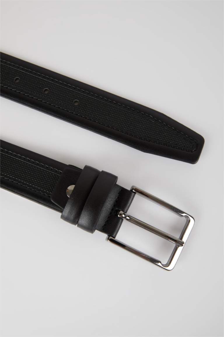 Black MAN Men Rectangle Buckle Faux Leather Classic Belt 2829717 | DeFacto