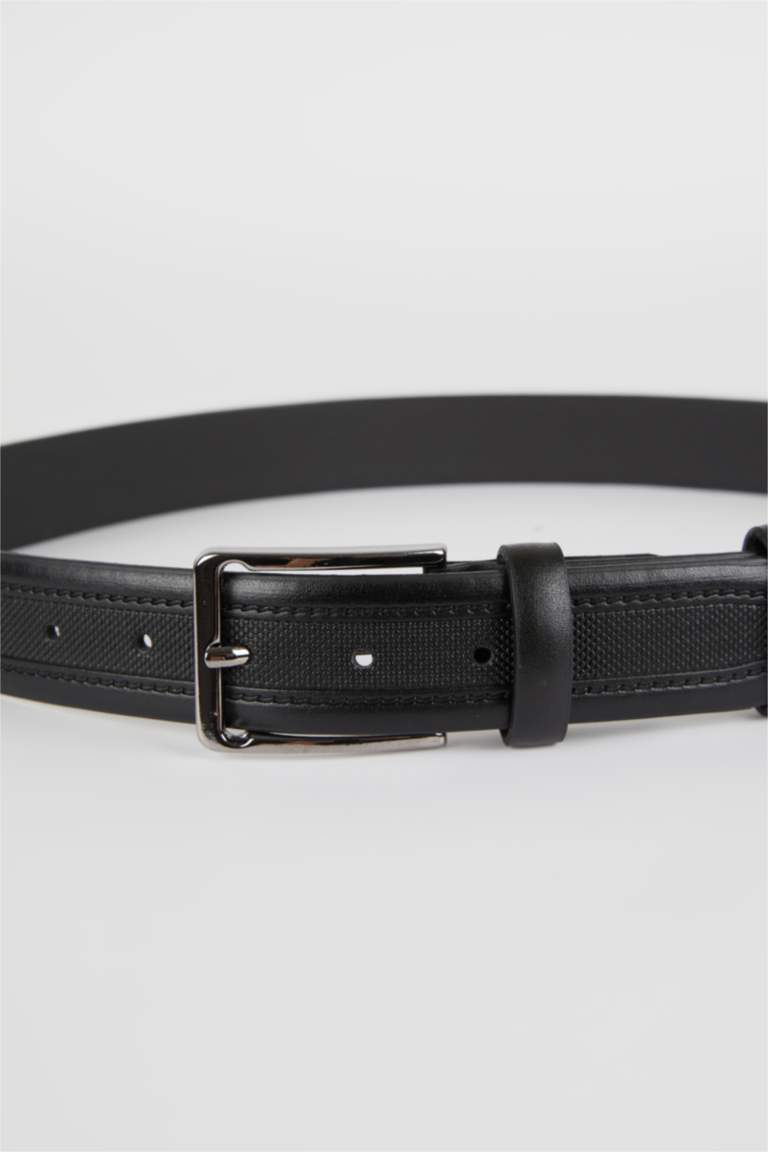 Black MAN Men Rectangle Buckle Faux Leather Classic Belt 2829717 | DeFacto