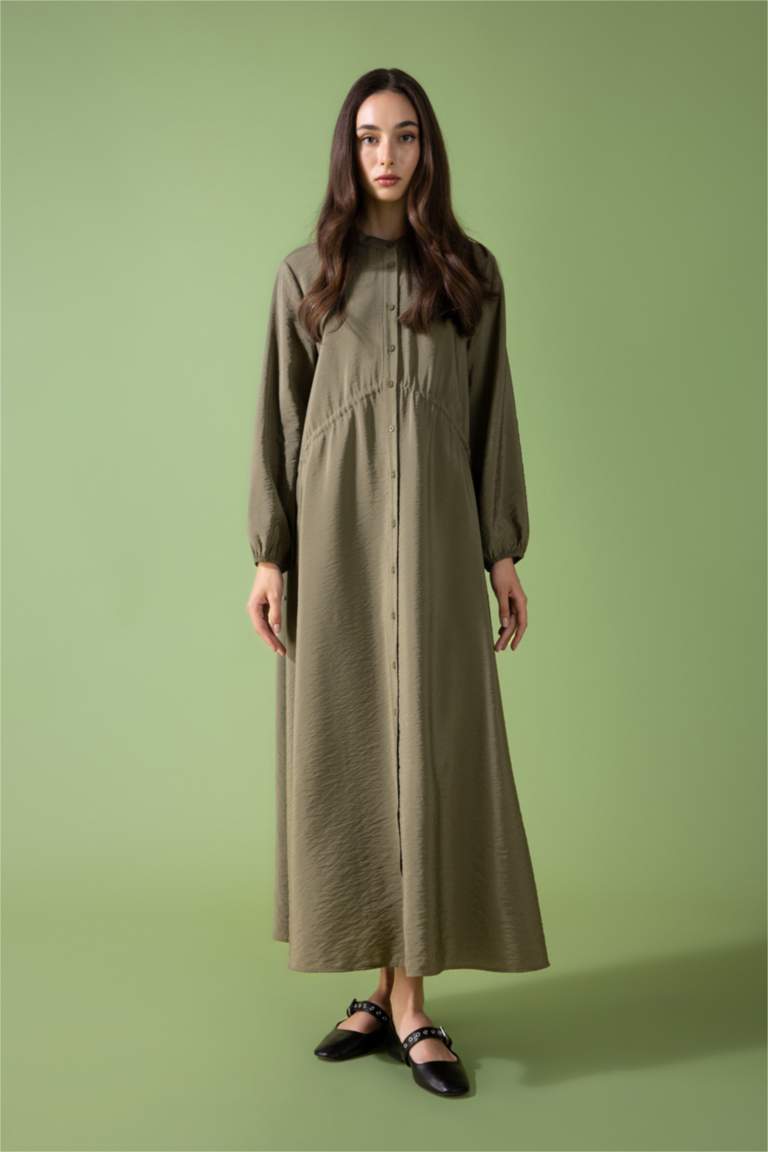 Khaki WOMAN Relax Fit Crew Neck Low Shoulder Dress 2849076 | DeFacto