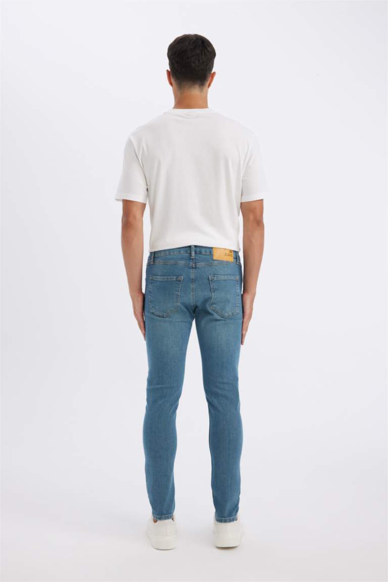 Green Man Slim Comfort Fit Normal Waist Narrow Leg Jeans 2925232 | DeFacto