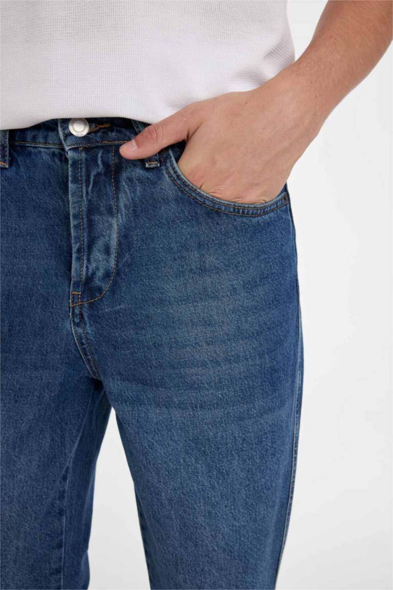 Blue MAN Slim Crop Fit Normal Waist Narrow Leg Jeans 3093920 | DeFacto