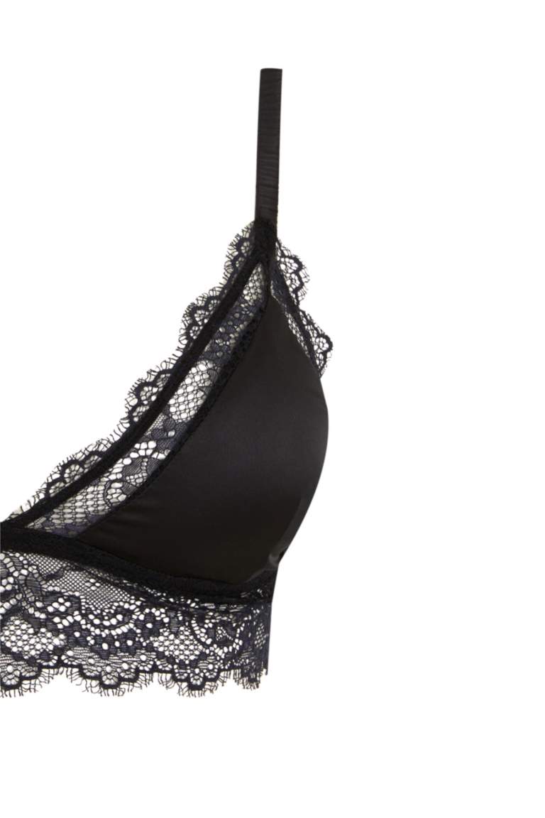 Black Woman Fall in Love With Lace Removable Pads Bra 3042250 | DeFacto