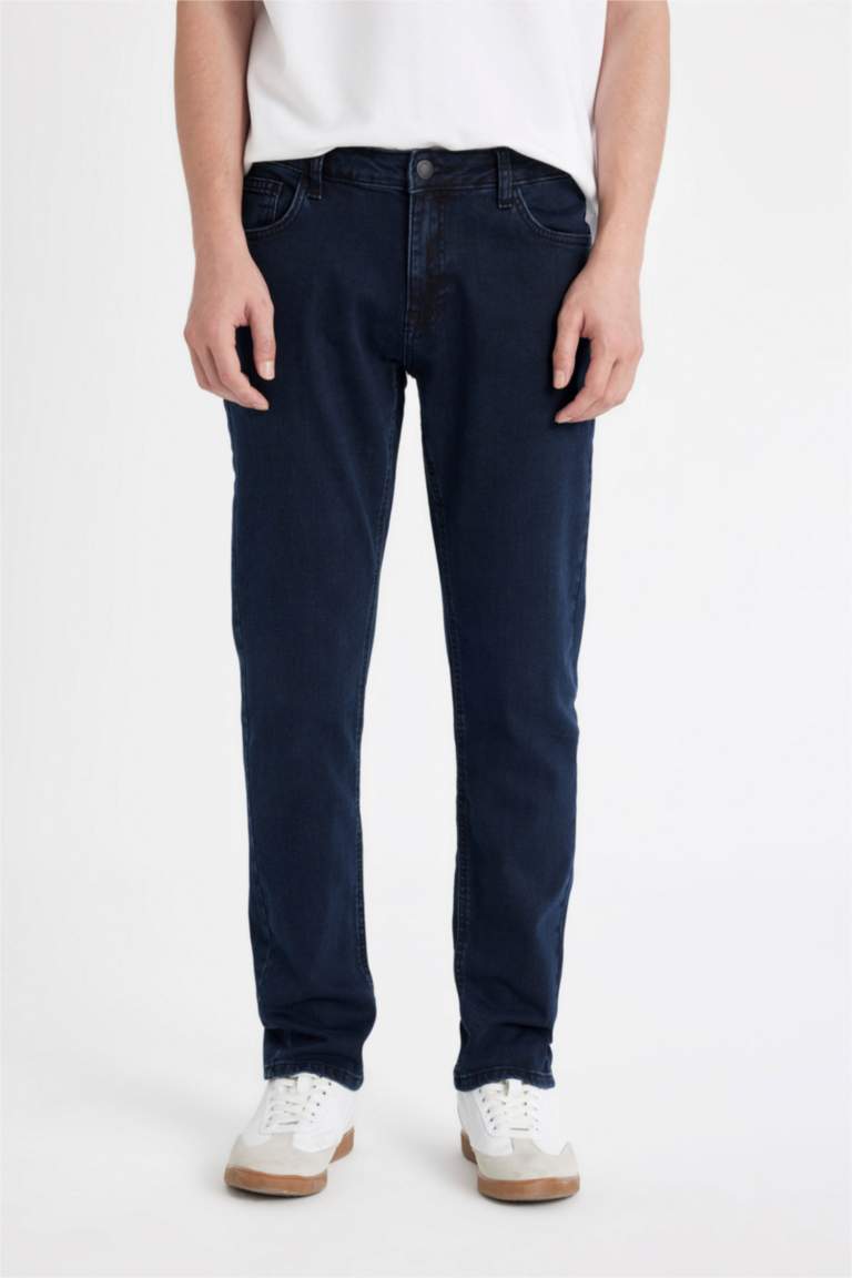 Indigo Man Pedro Slim Fit Normal Waist Narrow Leg Jeans 3102703 | DeFacto
