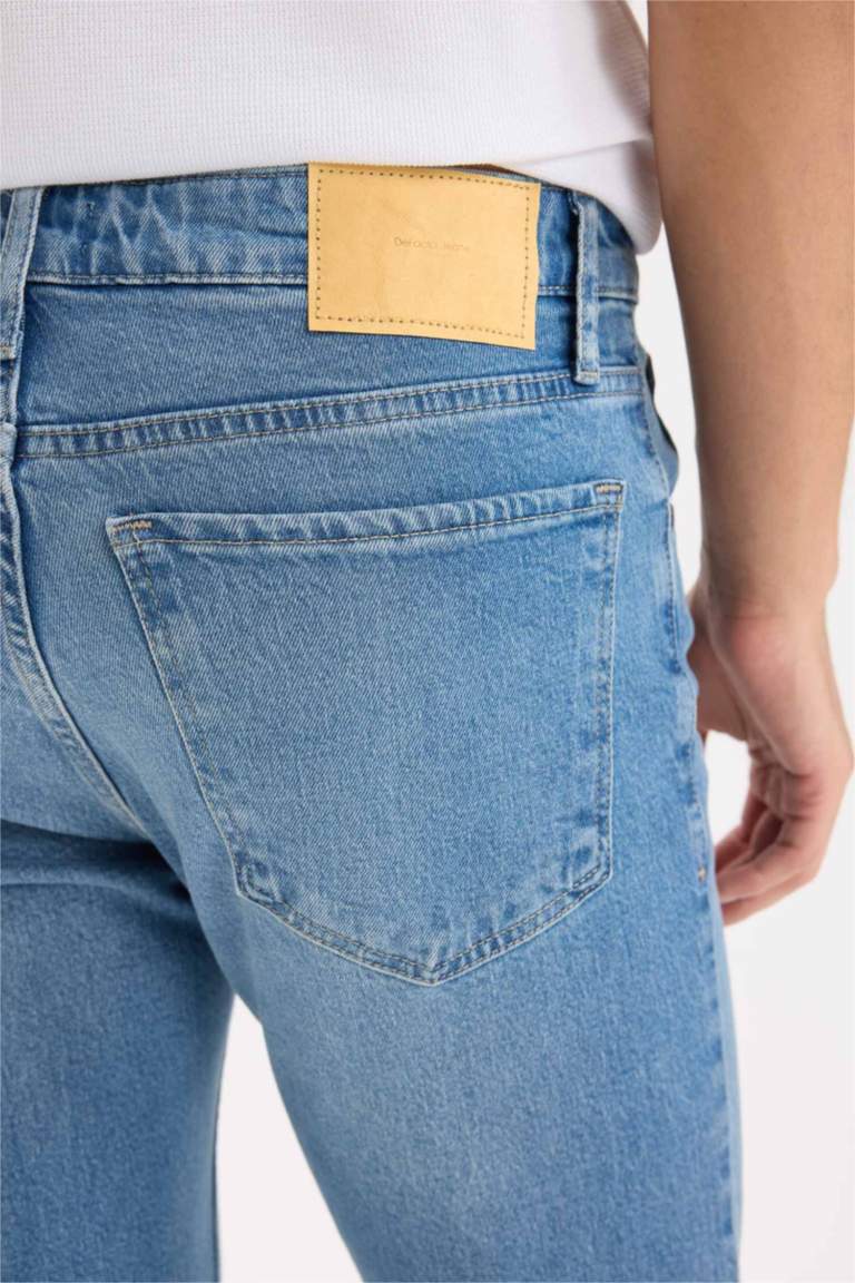 Blue MAN Slim Tapered Fit Normal Waist Jeans 3189122 | DeFacto