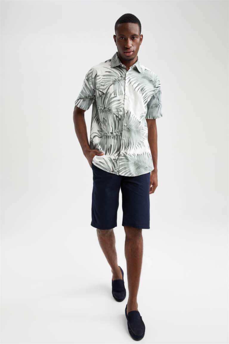 Navy MAN Regular Fit Basic Chino Cotton Bermuda Shorts 2461040 | DeFacto