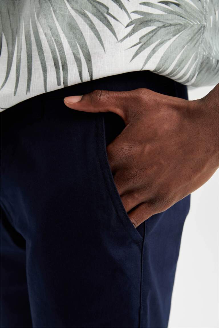 Navy MAN Regular Fit Basic Chino Cotton Bermuda Shorts 2461040 | DeFacto