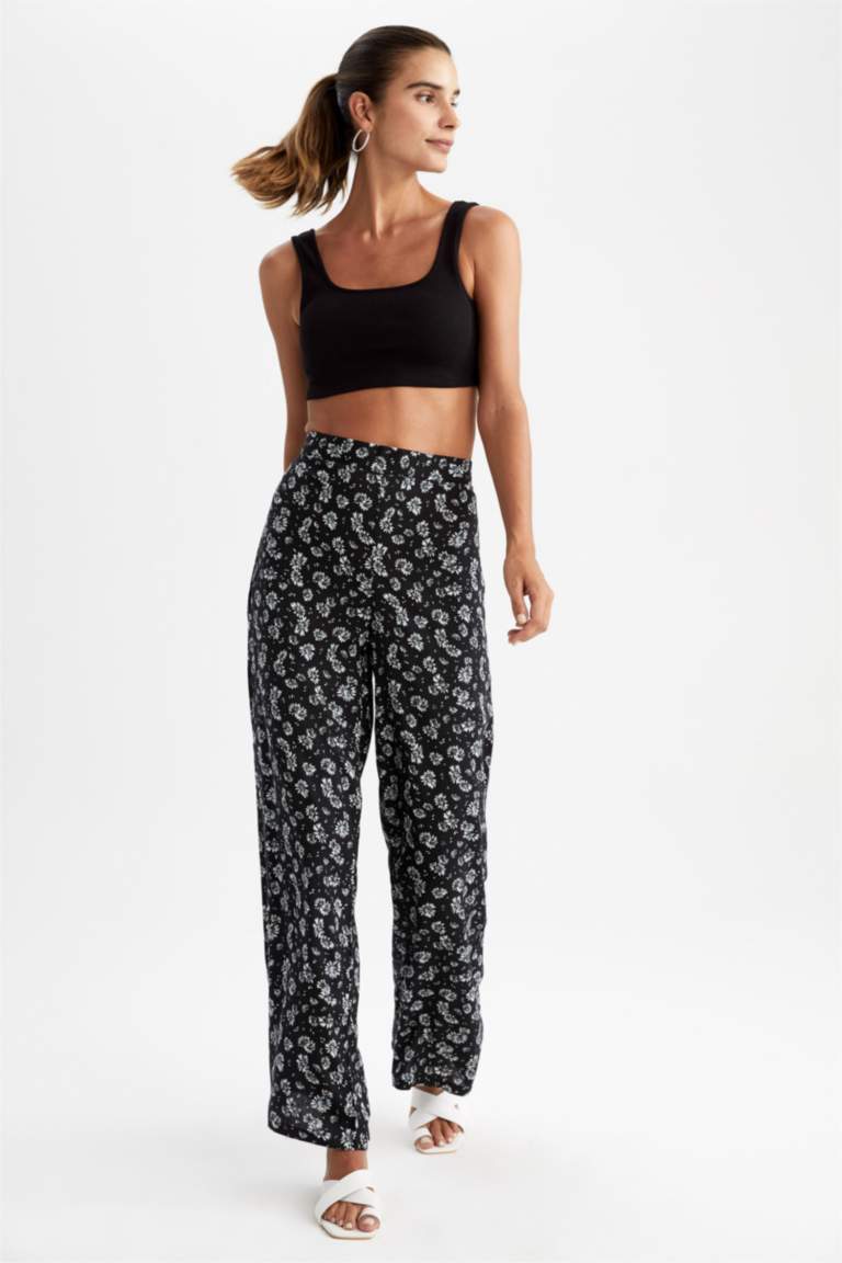 Black WOMAN Palazzo Wide Leg Viscose Trousers 2667351 | DeFacto