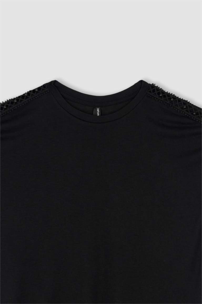 Siyah Kadın Traditional Regular Fit Dantelli Yarasa Kollu Tişört ...