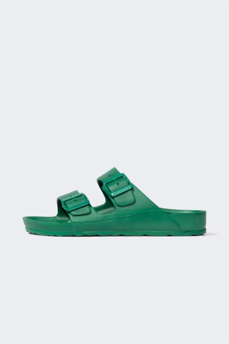 Green Woman Woman Flat Sole Slipper 2802033 | DeFacto