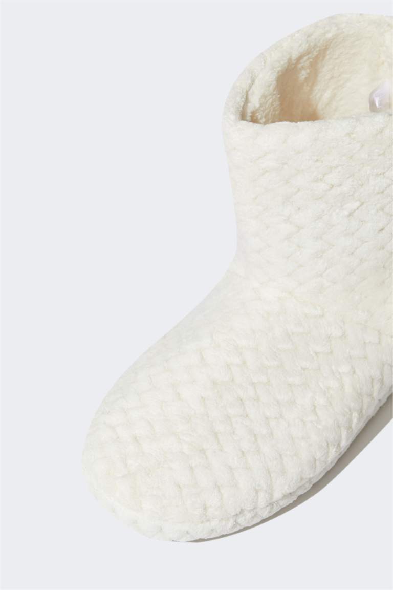 Ecru WOMAN Woman Flat Sole Home Slipper 2555127 | DeFacto