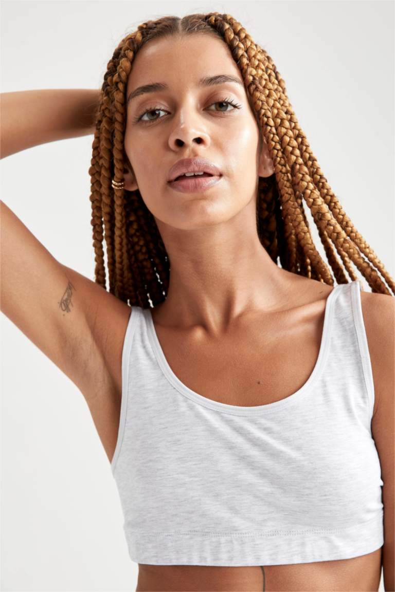 Grey WOMAN Basic Crew Neck Sports Bra 2058231 | DeFacto