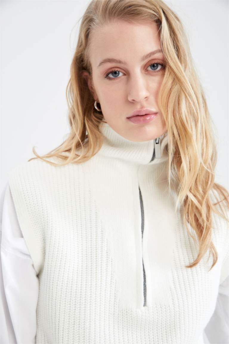 Ecru WOMAN Regular Fit Zip-Up Turtle Neck Thessaloniki Fabric Vest ...