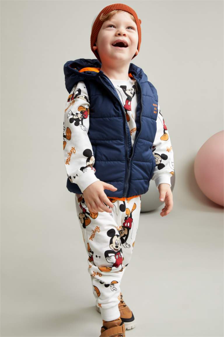 Navy BABY BOY Sleeveless Double Sided Puffer Vest 2384075 | DeFacto