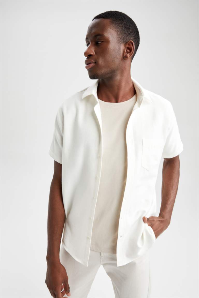 Blanc HOMME Chemise à manches courtes coupe classique 2418377 | DeFacto