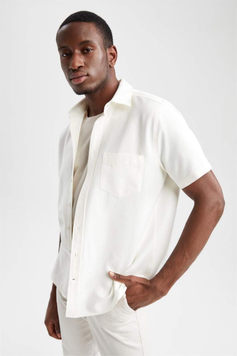Blanc HOMME Chemise à manches courtes coupe classique 2418377 | DeFacto