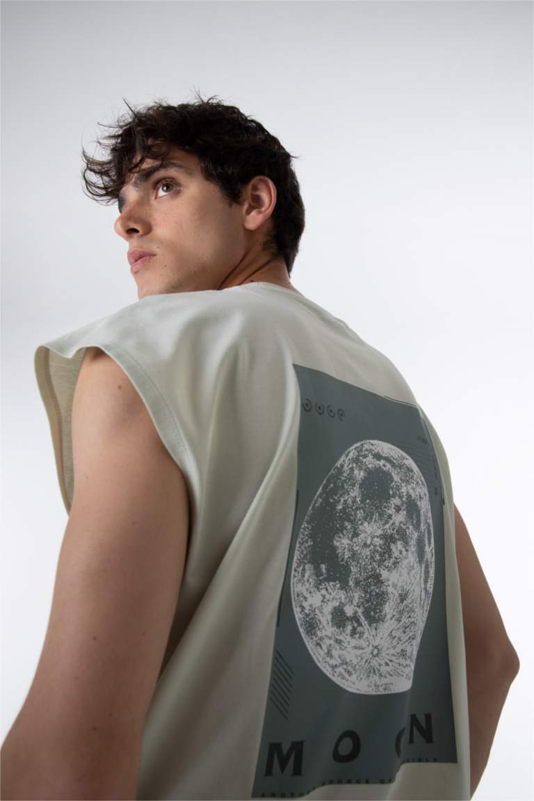 Green MAN Oversize Fit Crew Neck Tank Top 2486126 | DeFacto