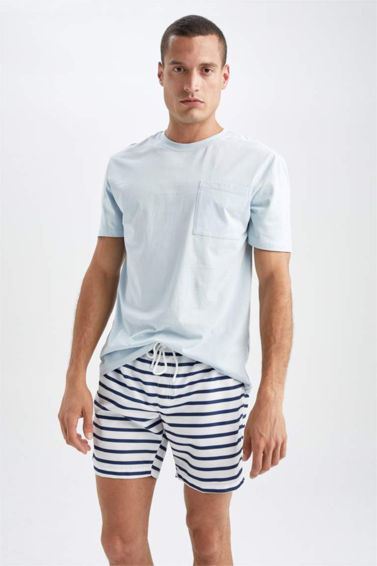 Blanc HOMME Short coupe classique à rayures 2497160 | DeFacto