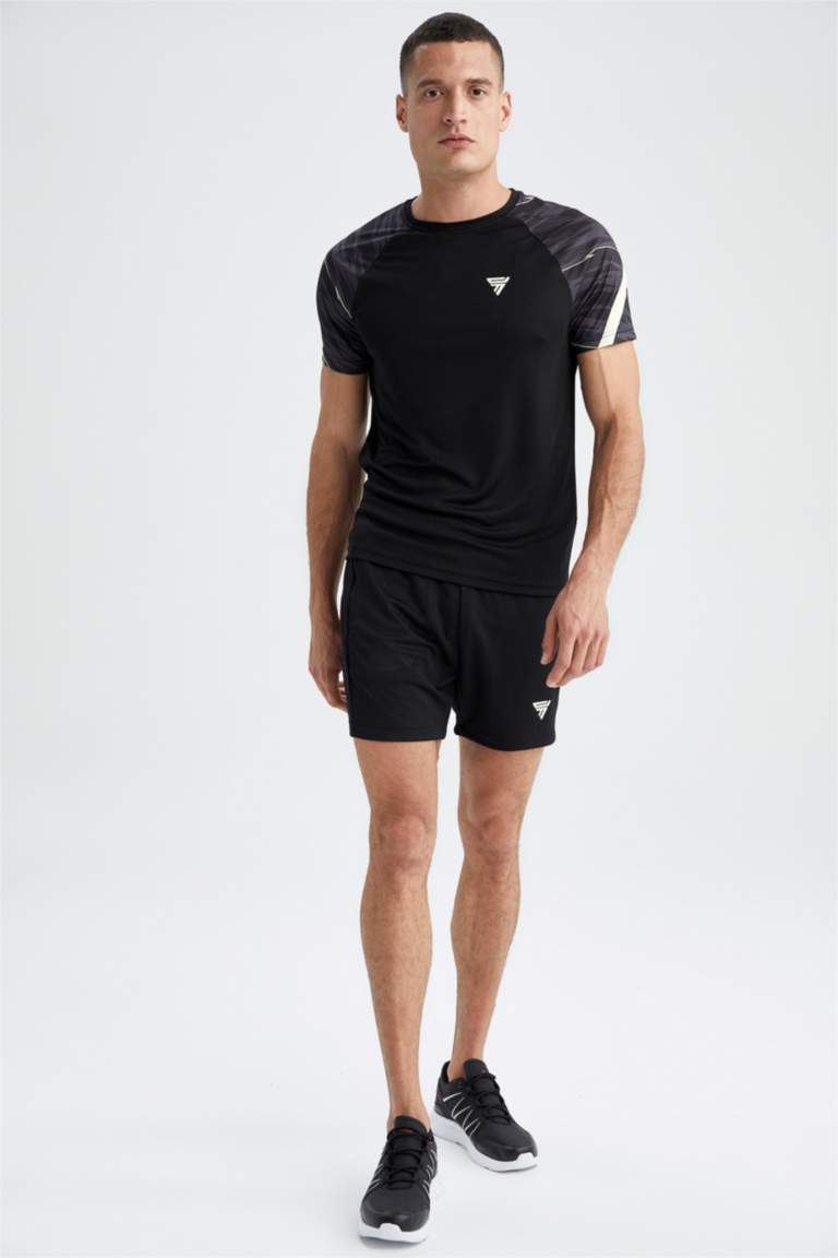 Black MAN Defacto Fit Slim Fit Shorts 2631394 | DeFacto