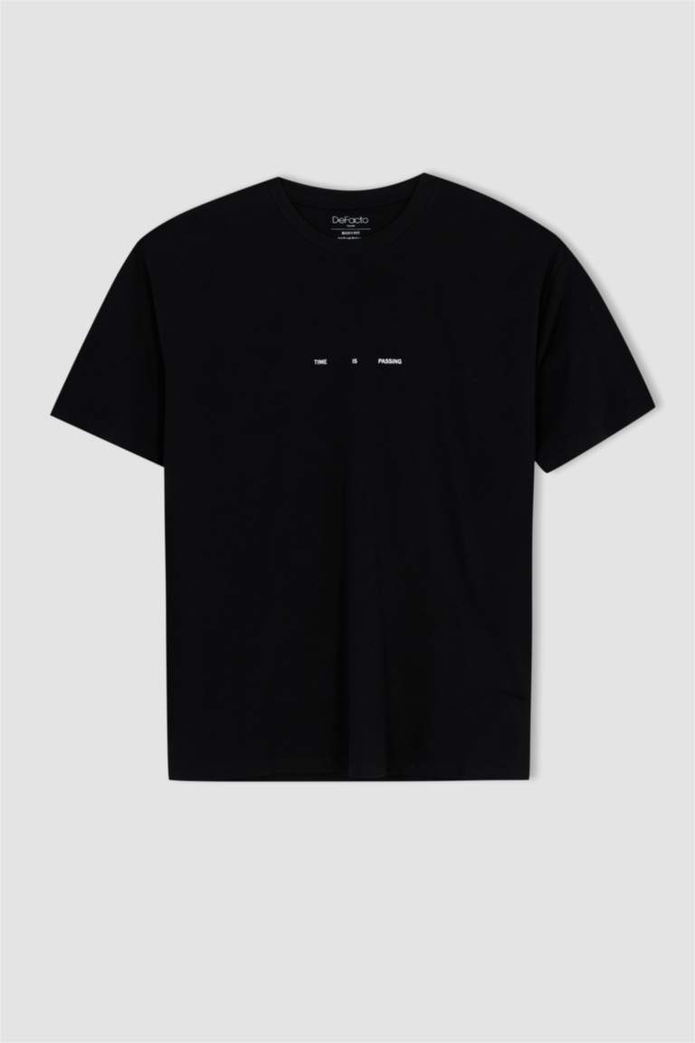 Black Man Boxy Fit Short Sleeve Back Slogan Print T-Shirt 2527813 | DeFacto