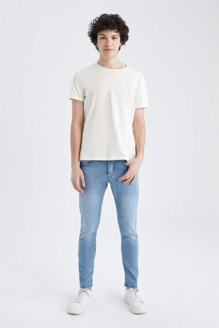 Blue MAN Slim Comfort Fit Ripped Detailed Jean Trousers 2538949 | DeFacto