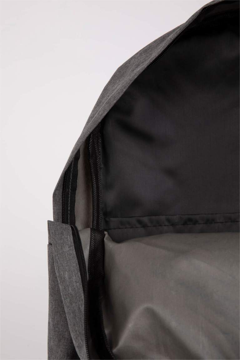 Grey MAN Unisex School Backpack 2544161 | DeFacto