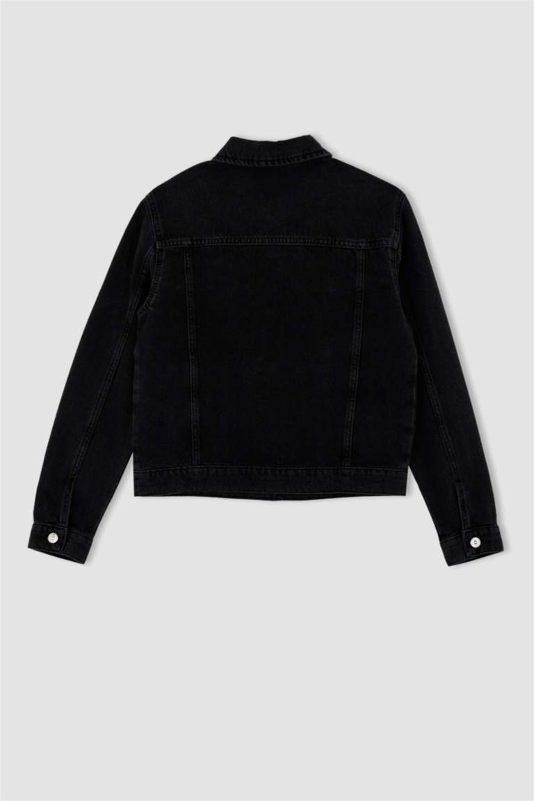 Black WOMAN Regular Fit Jacket 2645854 | DeFacto