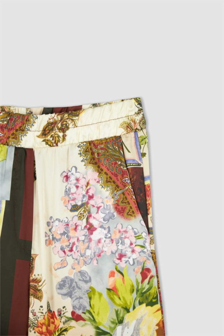 Brown Woman High Waist Patterned Wide Leg Satin Trousers 2552726 | DeFacto