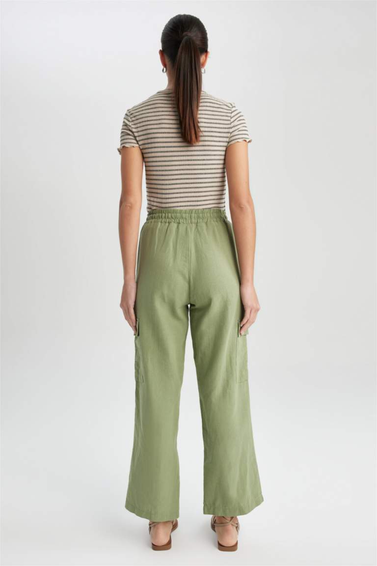 Green WOMAN Straight Fit Linen Normal Waist Trousers 2798028 | DeFacto