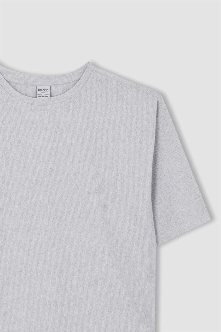 Grey MAN Boxy Fit Crew Neck T-Shirt 2679855 | DeFacto