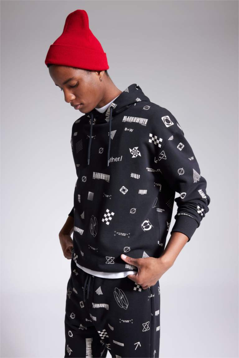 Black Man Boxy Fit Hoodie Patterned Sweatshirt 2783261 | DeFacto