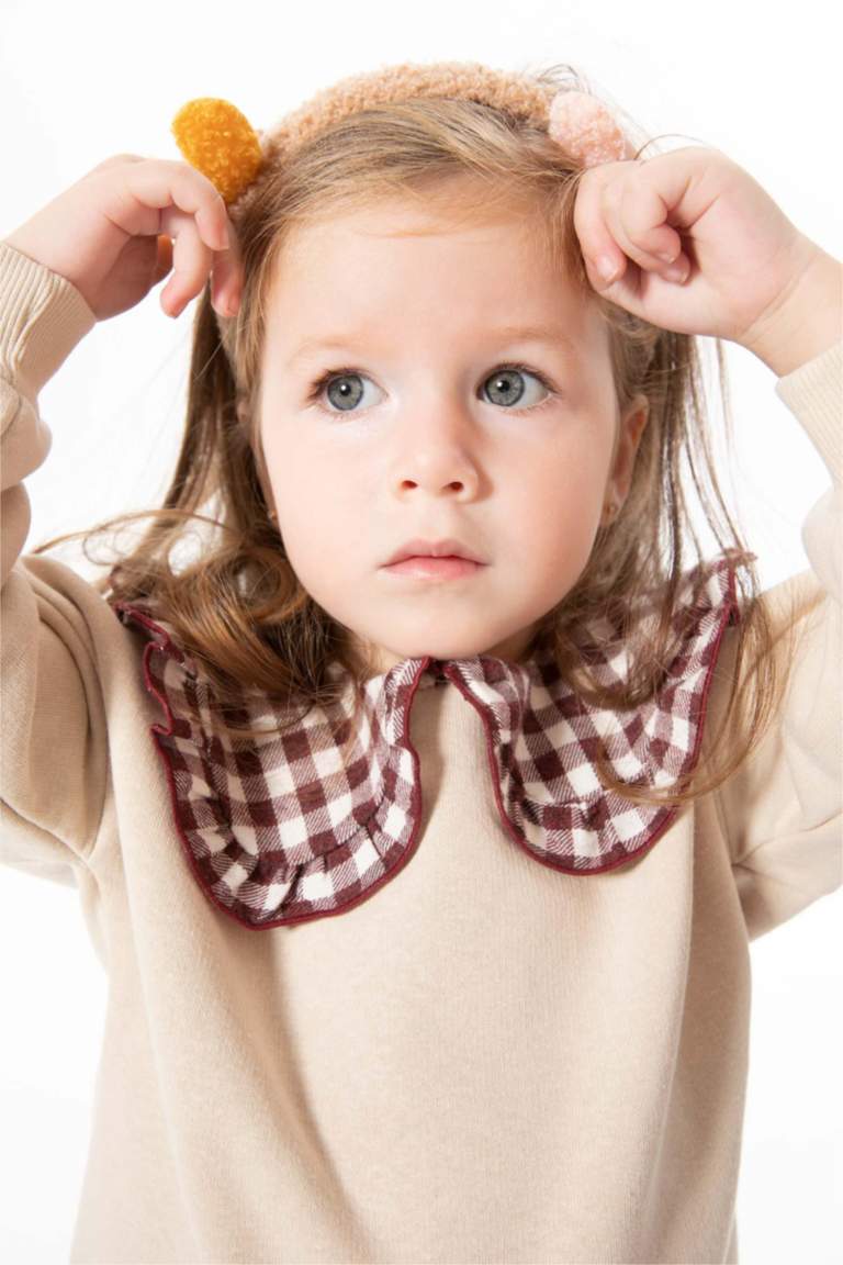 Orange BABY GIRL Regular Fit Big Neck Sweatshirt 2708379 | DeFacto