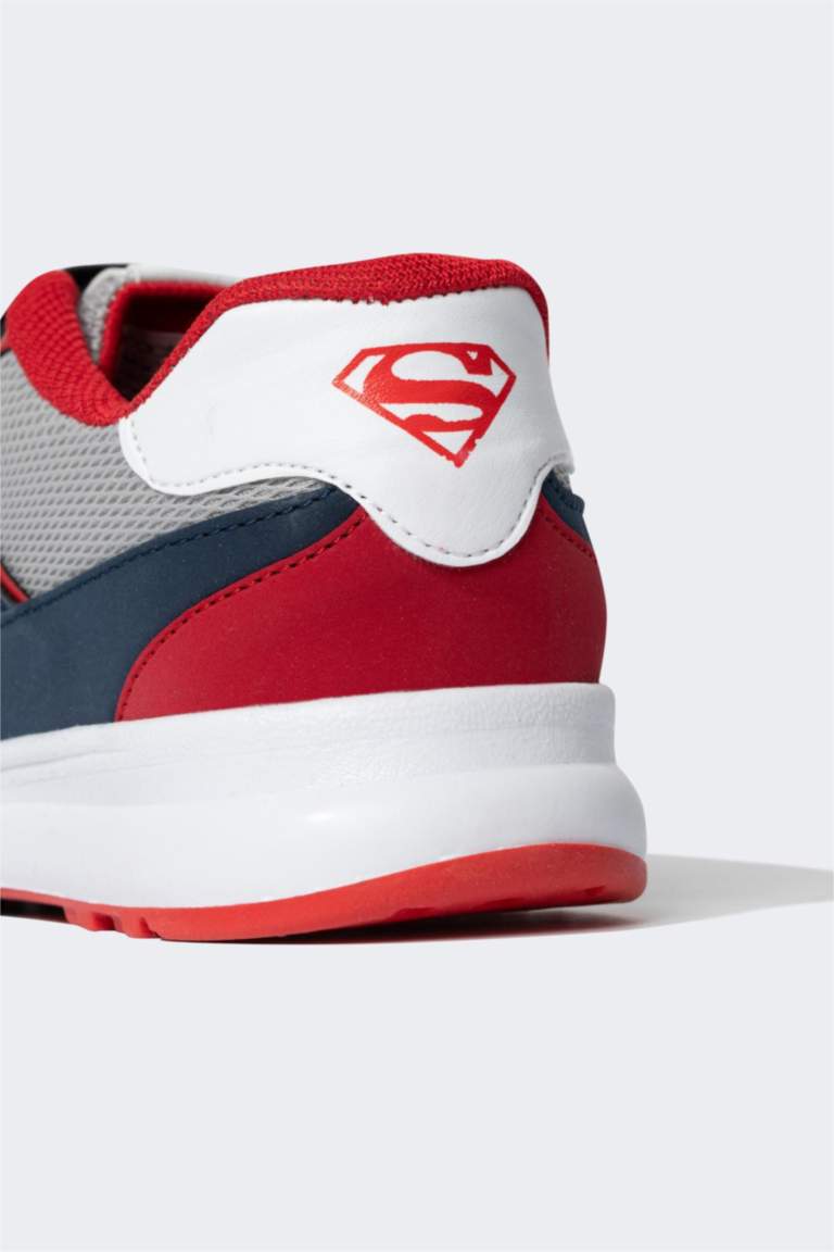 Navy Boys & Teens Boy Superman Licensed Thick Sole Velcro Sneakers ...