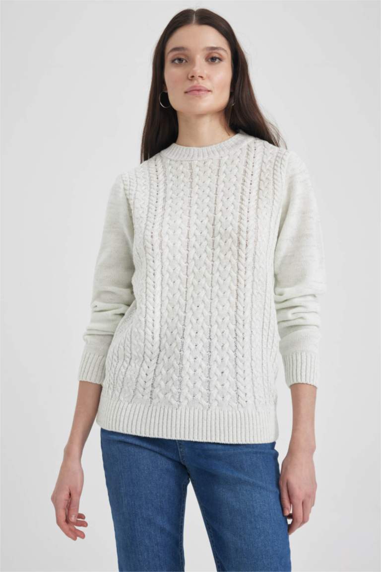 Ecru WOMAN Regular Fit Crew Neck Pullover 2714270 | DeFacto