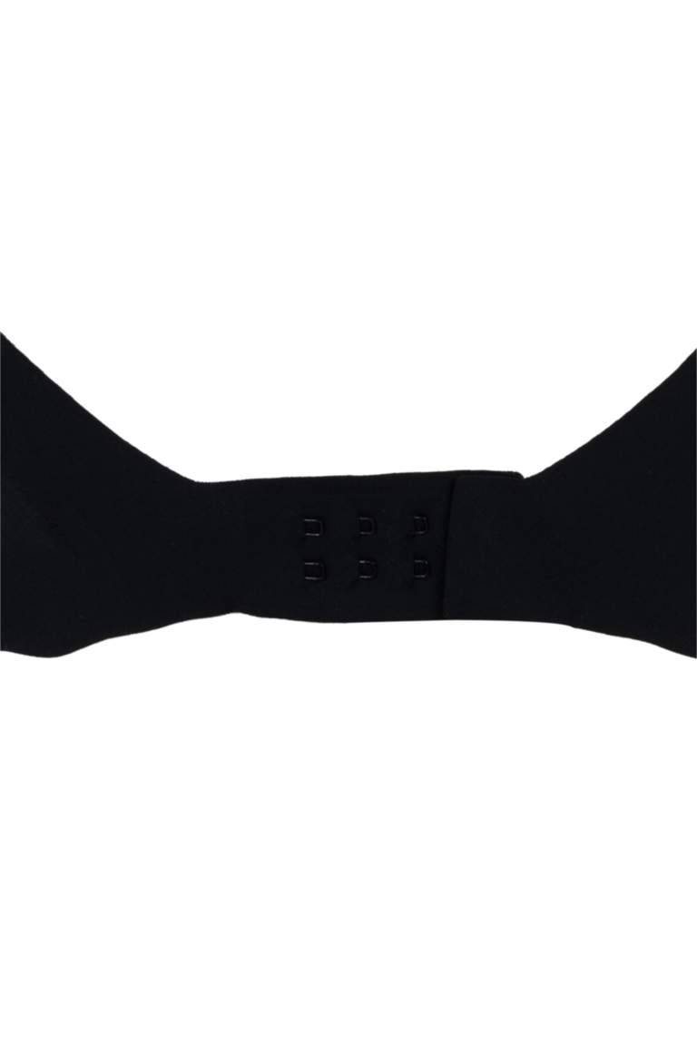 Black WOMAN Fall in Love Laser Cut Removable Pad Bra 2745098 | DeFacto