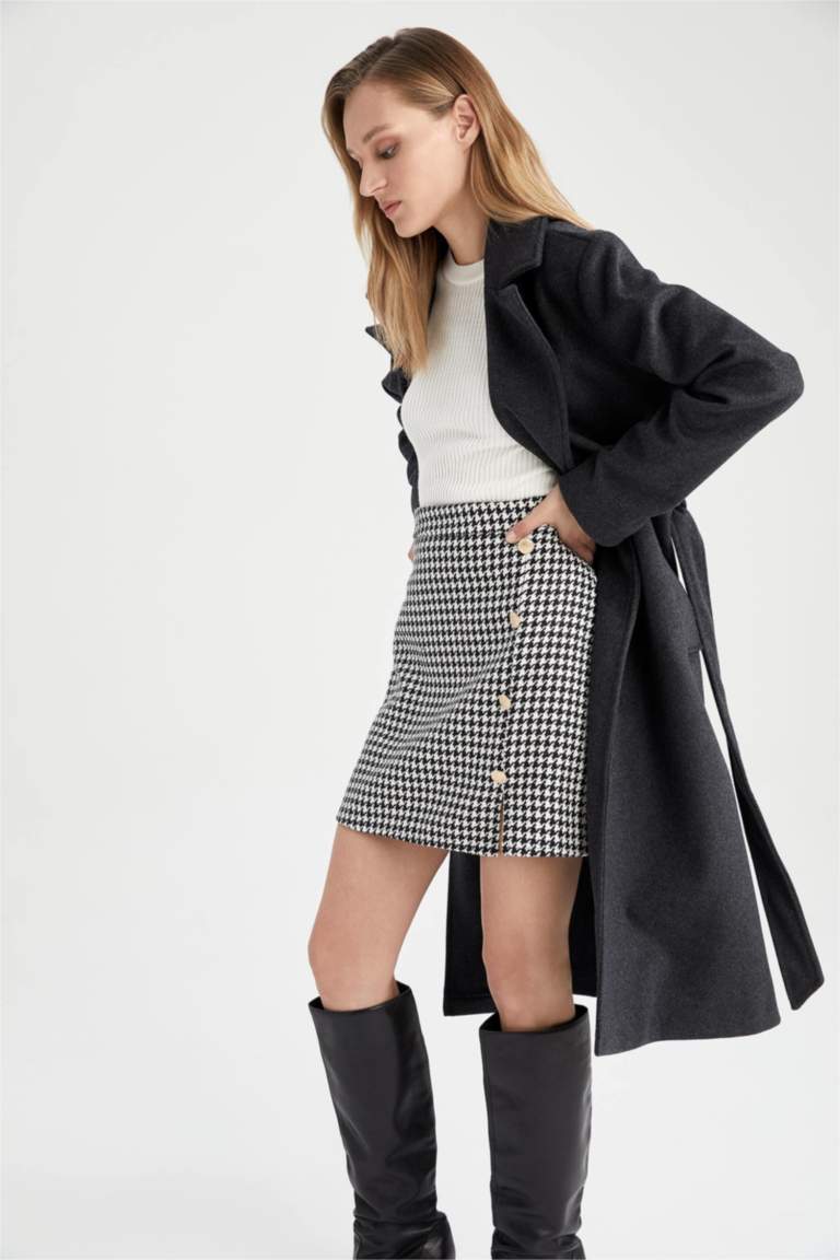 Grey Woman Premium Regular Fit Stamp 2737348 | DeFacto