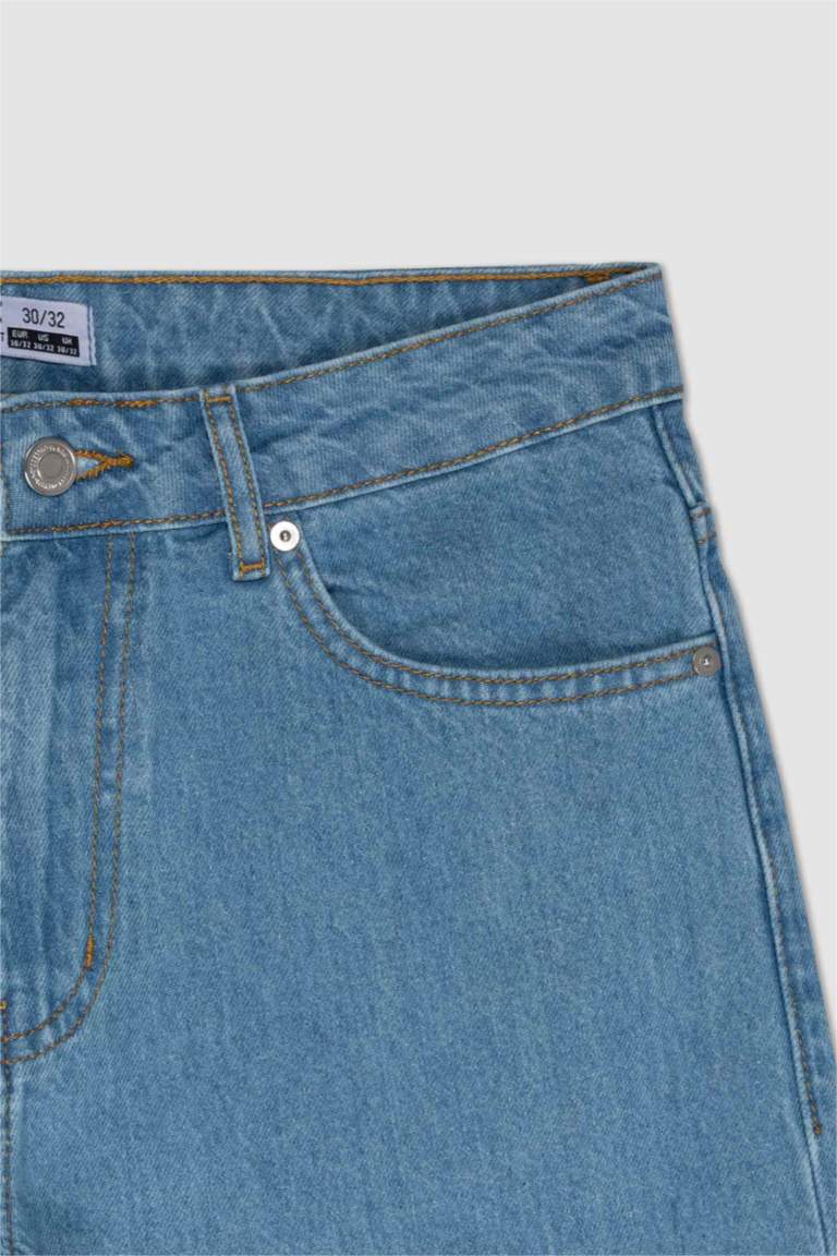 Blue MAN Regular Tapered Fit Normal Mold Normal Waist Normal Leg Jeans ...